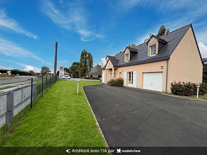 Maison 9 pièces à vendre à Saint-Sylvain-d'Anjou