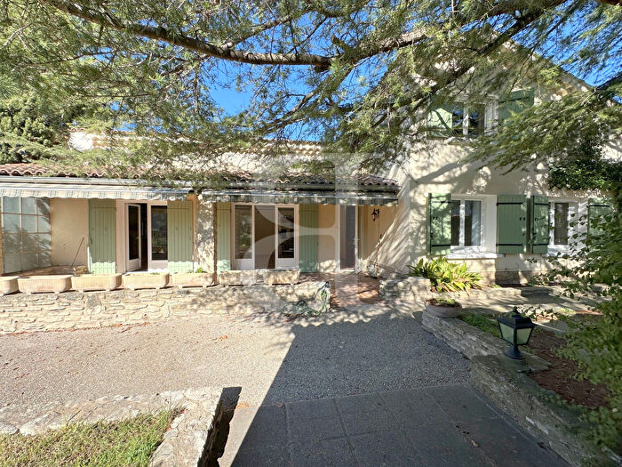 Maison à vendre - Robion - 6 pièces - 4 chambres