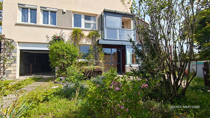 Maison à vendre - Gerzat - 8 pièces - 6 chambres