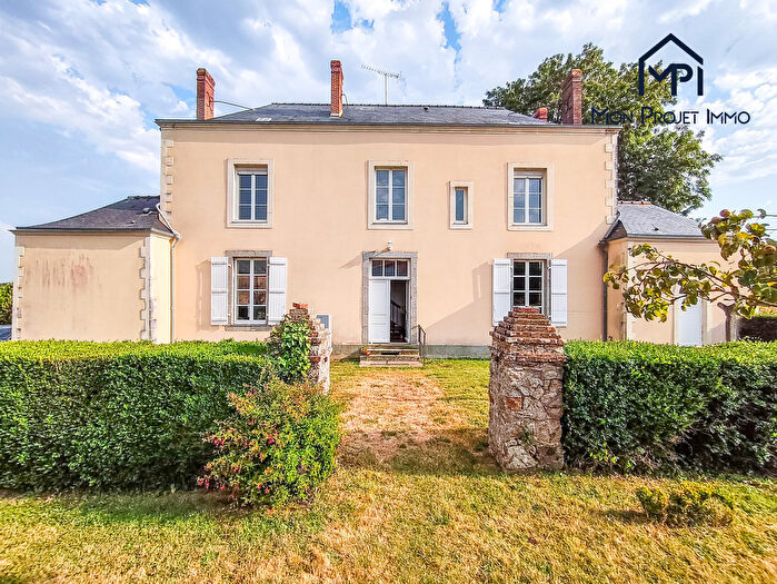 Maison 7 pièces à louer à Ruillé-le-Gravelais