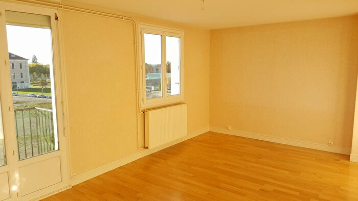 Appartement 3 pièces à louer - Bourges, Centre-ville, Charlet, Lahitolle, Pignoux, Sembat