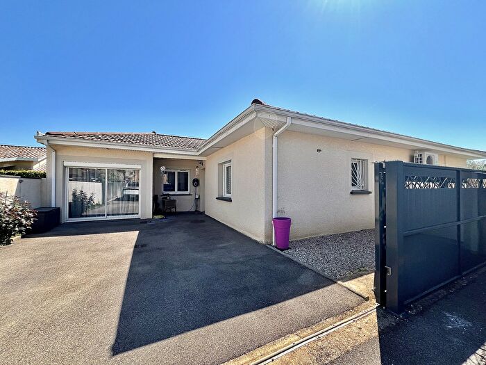 Maison à vendre - Tignieu-Jameyzieu - 5 pièces - 3 chambres