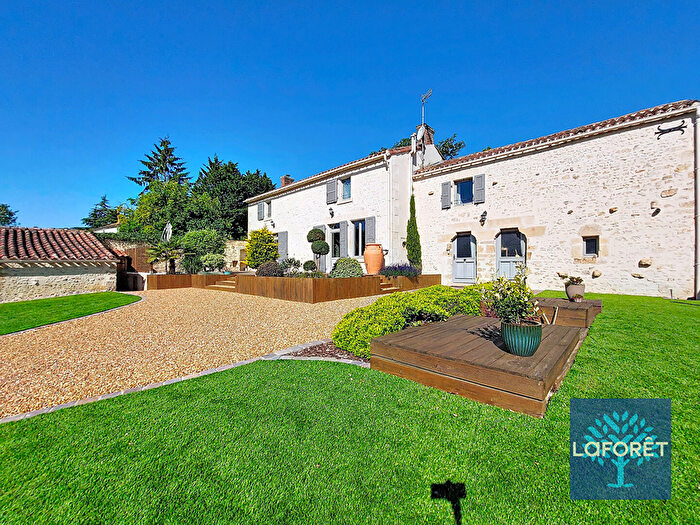 Maison 7 pièces à La Jaudonnière, à vendre