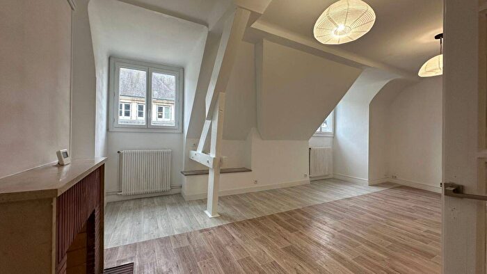 Appartement à louer - Centre Ville-Petit Margny, Compiègne - 4 pièces - 3 chambres