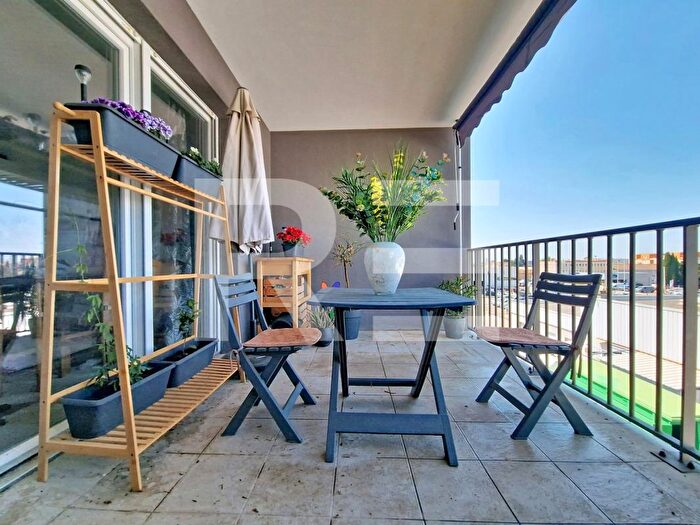 Appartement 4 pièces à vendre - Arles, Trébon