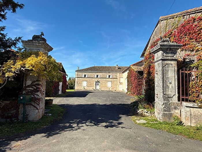 Maison à vendre - La Magdeleine - 7 pièces - 3 chambres