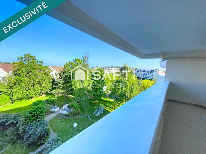 Cergy, Les Hauts-de-Cergy : Appartement 2 pièces à vendre