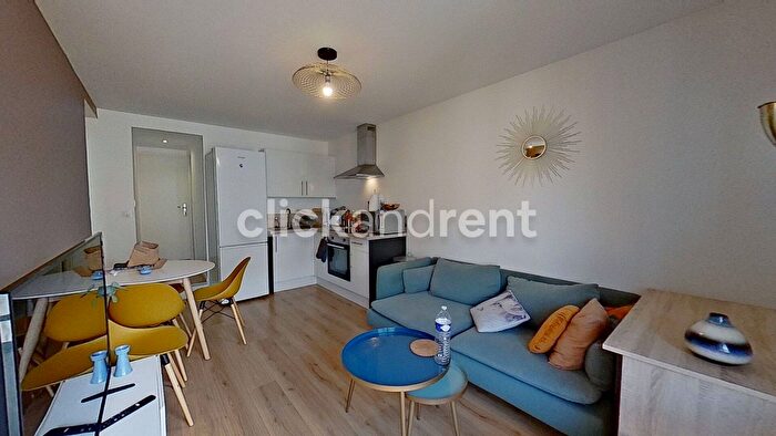 Appartement à louer - Saint Clément-Jardin des Plantes-Grammont, Rouen - 4 pièces - 3 chambres