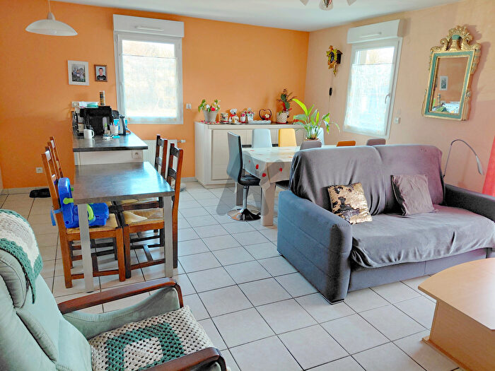 Appartement à vendre - Sainte-Foy-lArgentière - 4 pièces - 2 chambres