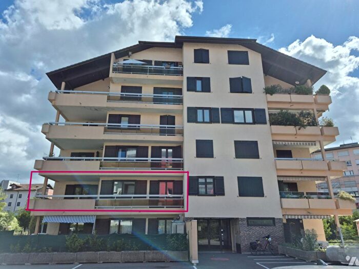 Saint-Julien-en-Genevois, Centre-ville : Appartement 3 pièces à vendre