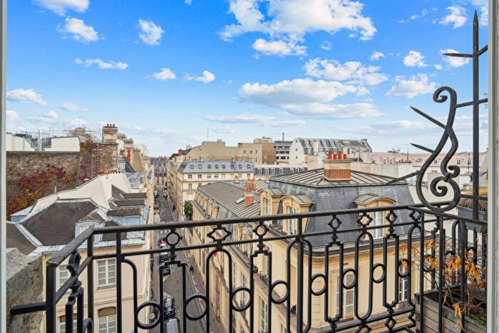 Appartement à vendre - Paris e , Elysée, Madeleine - 5 pièces - 3 chambres