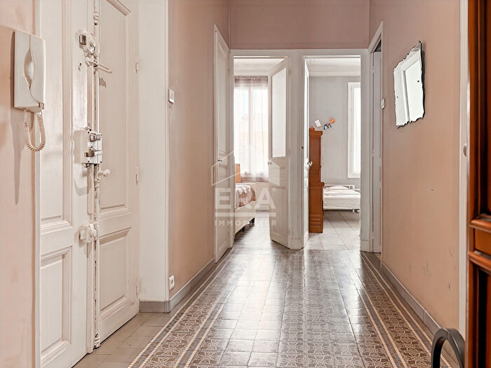 Appartement 3 pièces à Marseille 4ème, Cinq Avenues, à vendre