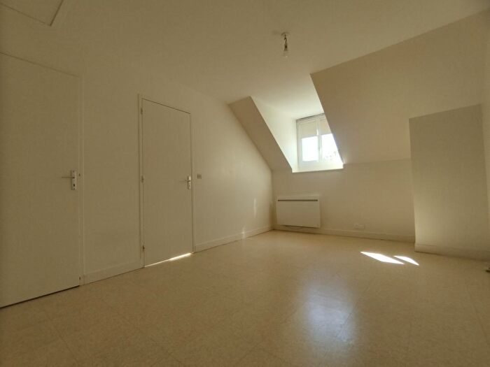 Appartement 2 pièces à louer à Orléans, Bannier, République