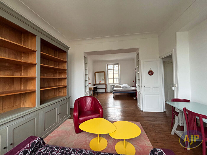 Appartement à louer - Angers, Madeleine, Saint-Léonard, Justices - 1 pièce - 1 chambre