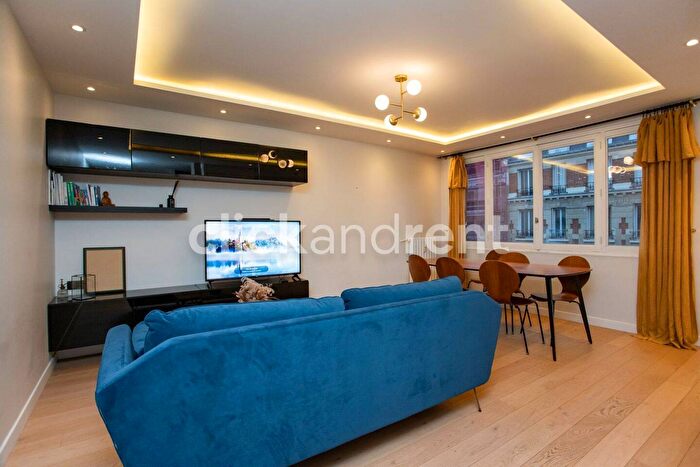 Georges Pompidou, Levallois-Perret : Appartement 3 pièces à louer