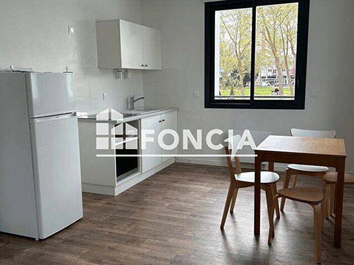 Appartement 3 pièces à Centre Ville, Lorient, à louer