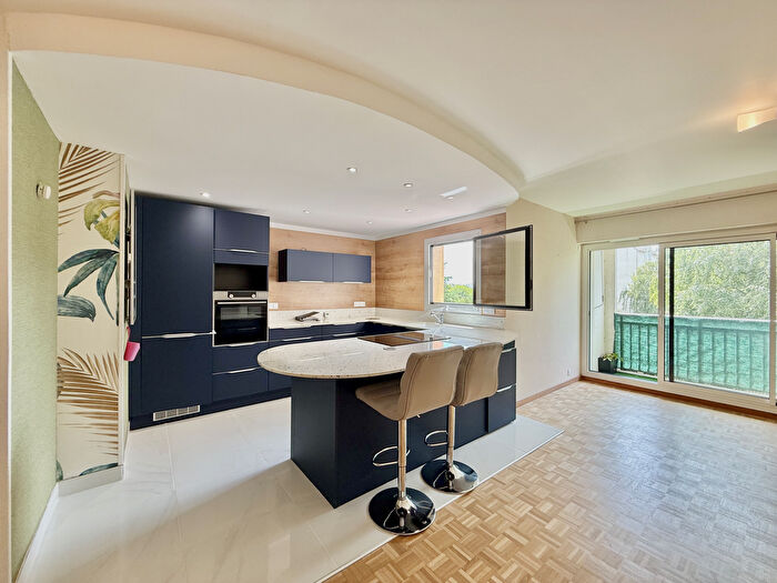 Appartement à vendre - La Riche - 3 pièces - 2 chambres