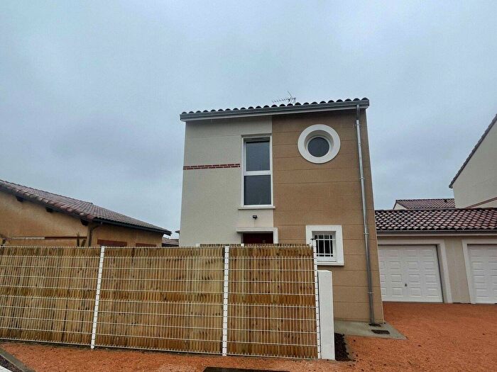 Maison à louer - Eaunes - 4 pièces - 3 chambres