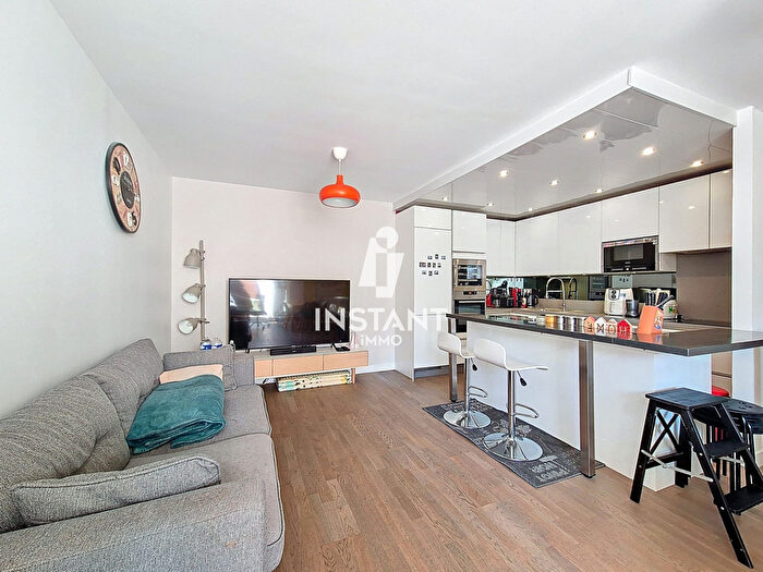 Appartement à vendre - Maisons-Alfort, Centre-ville - 3 pièces - 2 chambres