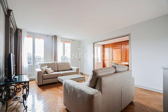 Pasteur Montparnasse, Paris 15ème arrondissement : Appartement 3 pièces à louer