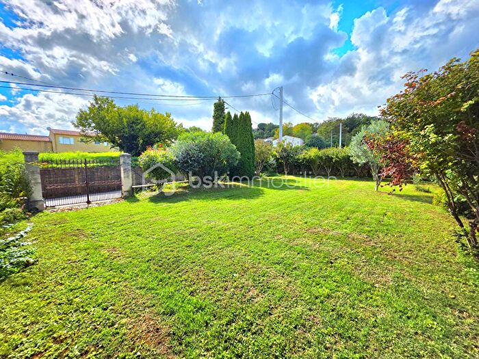 Maison à vendre - Saint-Julien-de-Peyrolas - 4 pièces - 1 chambre