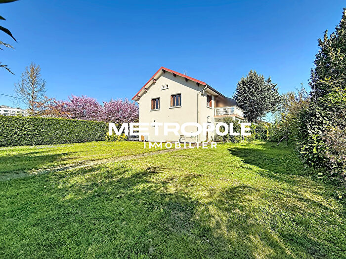 Maison 4 pièces à vendre - Bourgoin-Jallieu, Pré-Bénit, Quais
