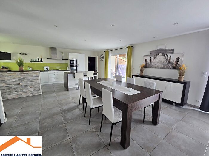 Maison à vendre - Beaufou - 4 pièces - 3 chambres