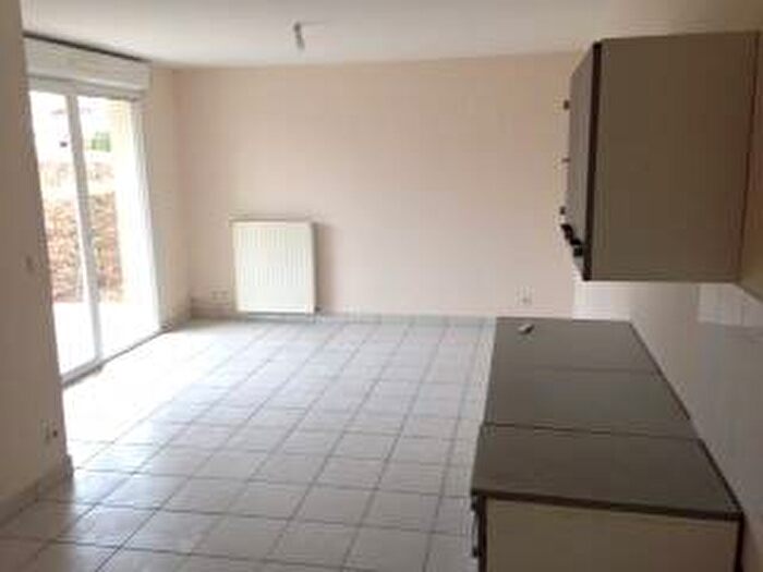 Appartement 3 pièces à Montrevel-en-Bresse, à louer