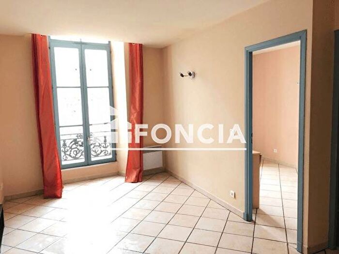 Gambetta, Nîmes - Appartement 2 pièces à louer