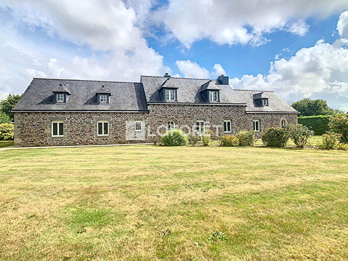 Maison à vendre - Saint-Brieuc-de-Mauron - 7 pièces - 4 chambres