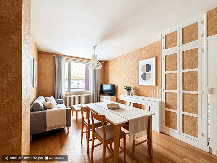 Appartement 6 pièces à Orléans, Argonne, à vendre