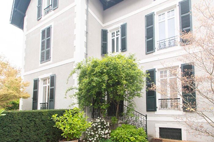 Appartement à louer - Gelos - 2 pièces - 1 chambre