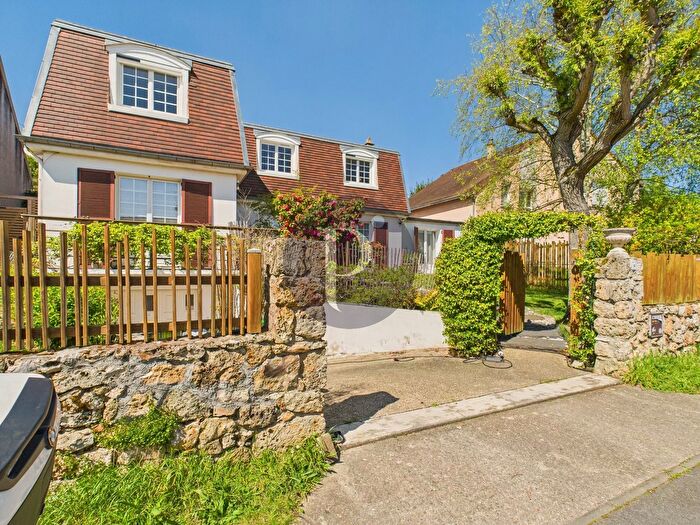 Maison à vendre - Verrières-le-Buisson, Ferme, Saint-Fiacre - 8 pièces - 5 chambres