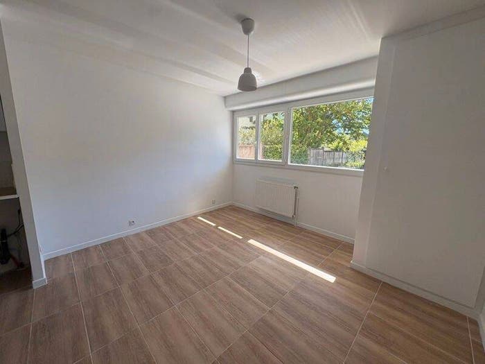 Appartement 1 pièce à louer - Poste Mairie, Talence