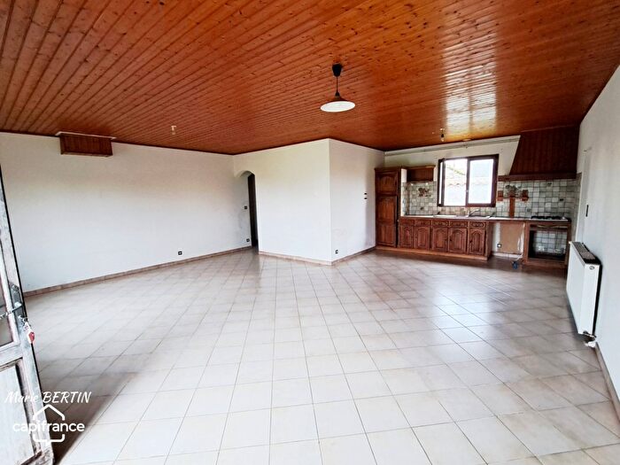 Maison à vendre - Asnières-en-Poitou - 5 pièces - 3 chambres