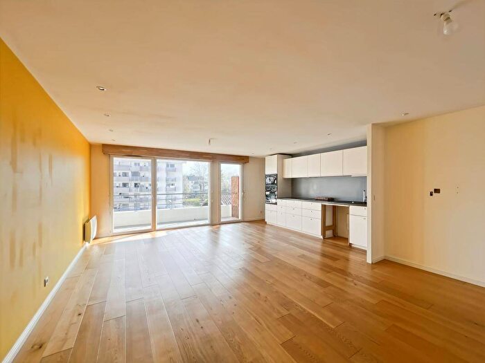 Appartement à louer - Collonges-sous-Salève - 3 pièces - 2 chambres