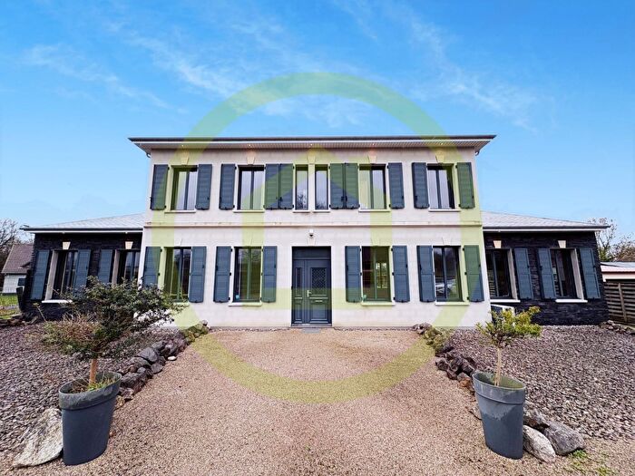 Maison à vendre - Ochancourt - 9 pièces - 6 chambres