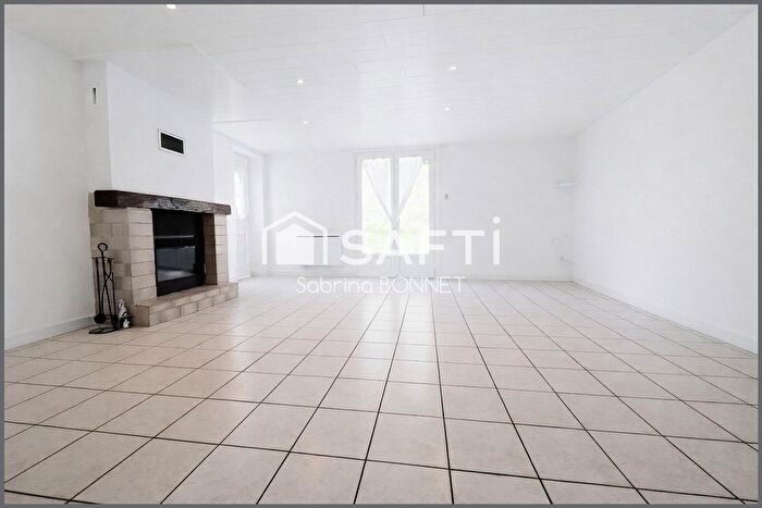 Maison à vendre - Belleville-sur-Vie - 6 pièces - 4 chambres