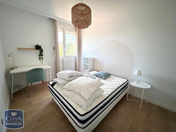 Appartement à louer - Le Mans, Sablons, Zone Franche - 1 pièce - 4 chambres