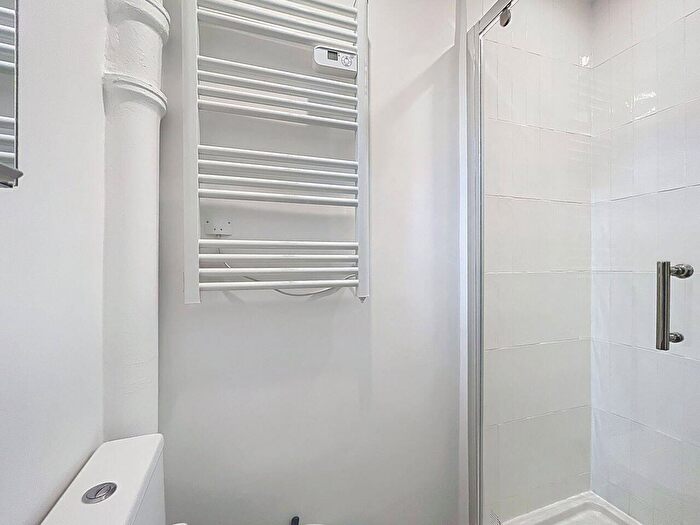 Appartement à louer - Cambronne-Garibaldi, Paris ème - 1 pièce