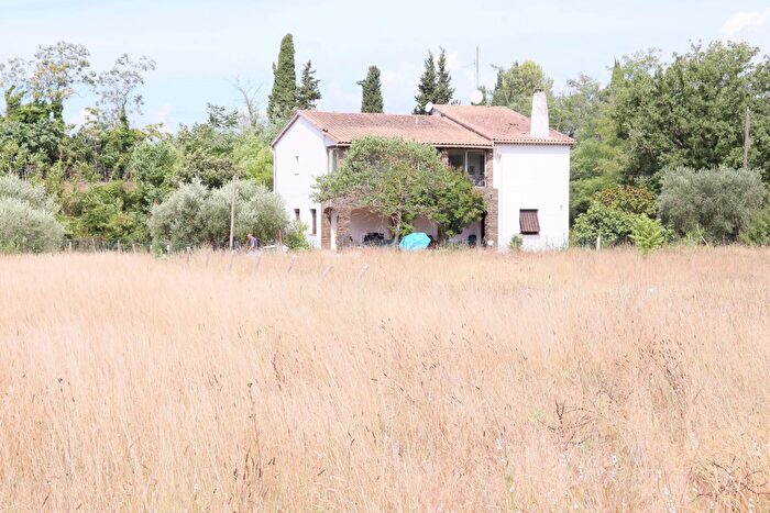 Maison à vendre - Mouans-Sartoux - 9 pièces - 5 chambres