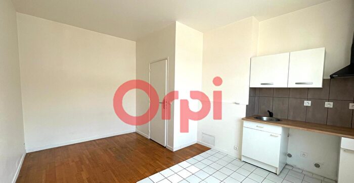 Appartement 1 pièce à Péronne, à louer