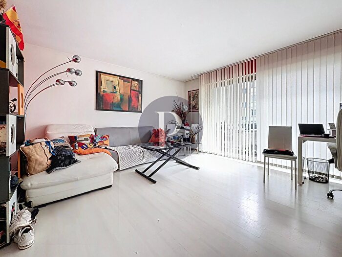 Appartement à vendre - Choisy-le-Roi, Centre-ville, Parc Prairie, Hautes Bornes - 2 pièces - 1 chambre