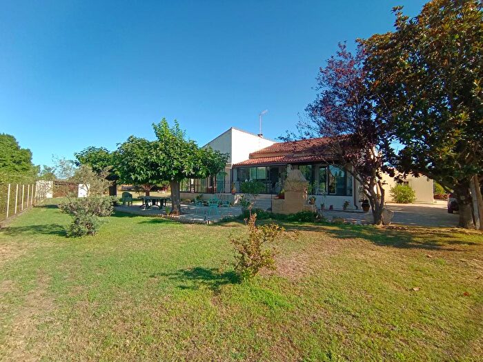 Maison 5 pièces à Redessan, à vendre