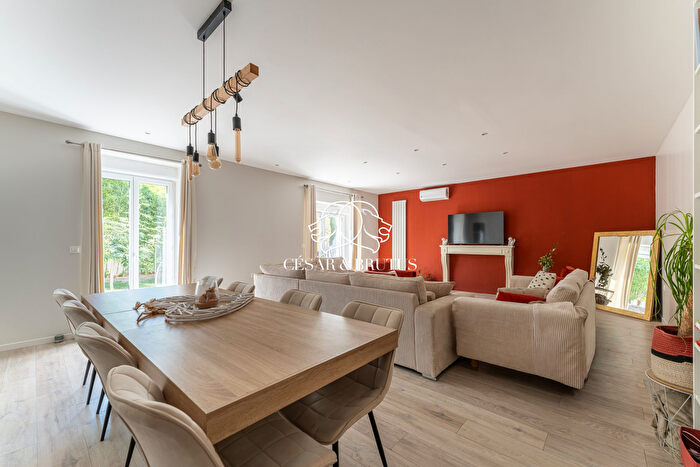 Décines-Charpieu, Bonneveau - Maison 5 pièces à vendre