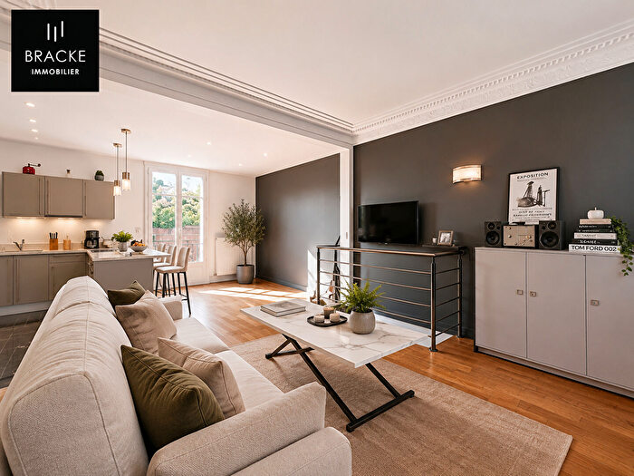 Appartement 2 pièces à vendre à Courbevoie, Marceau République