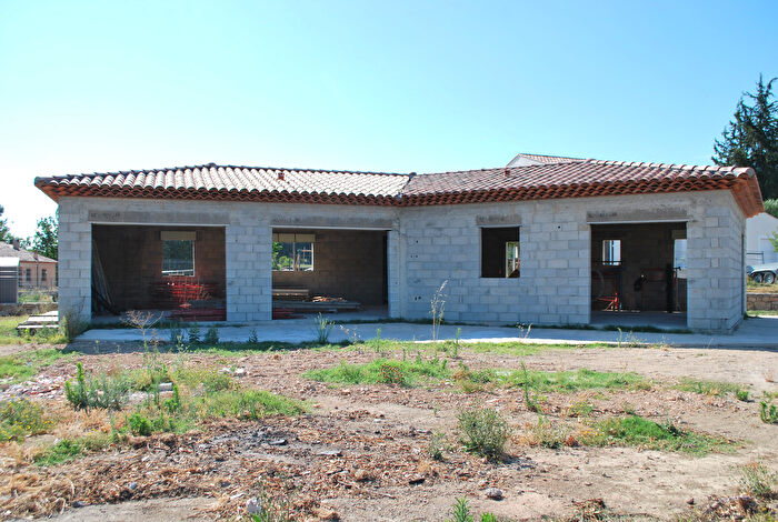 Maison à vendre - Villecroze - 4 pièces - 3 chambres