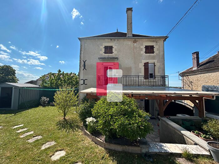 Puits-et-Nuisement - Maison 8 pièces à vendre