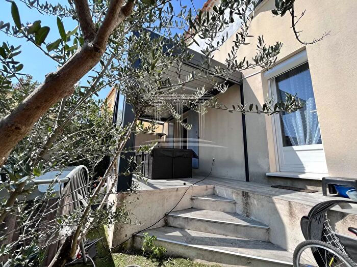 Maison à vendre - Le Pontet, Centre-ville, Lac - 5 pièces - 4 chambres