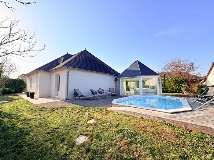 Maison à vendre - Lavau - 6 pièces - 4 chambres